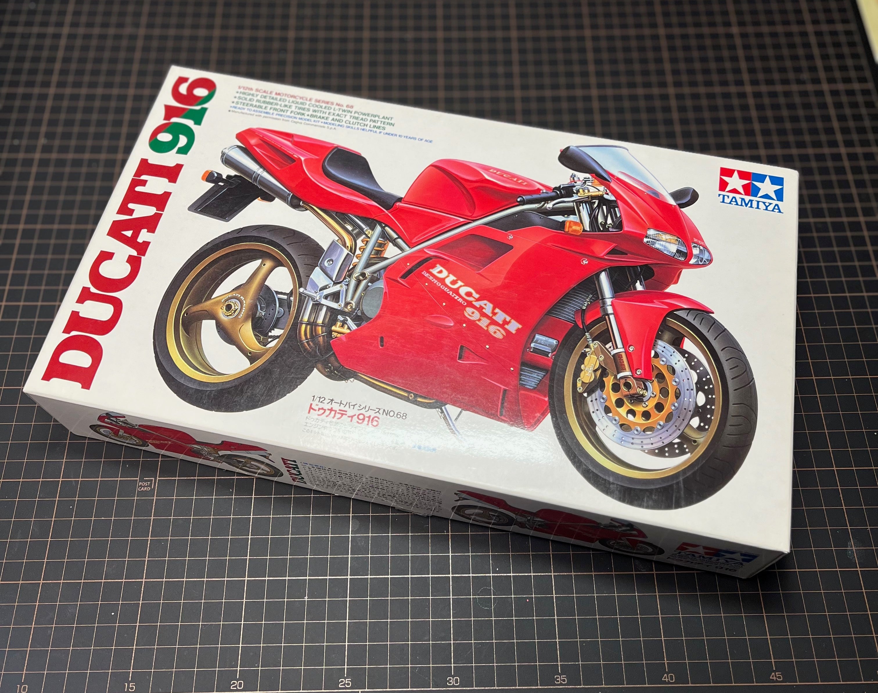 Tamiya 1/12 Ducati 916 Scale Model Kit | Scale Riders